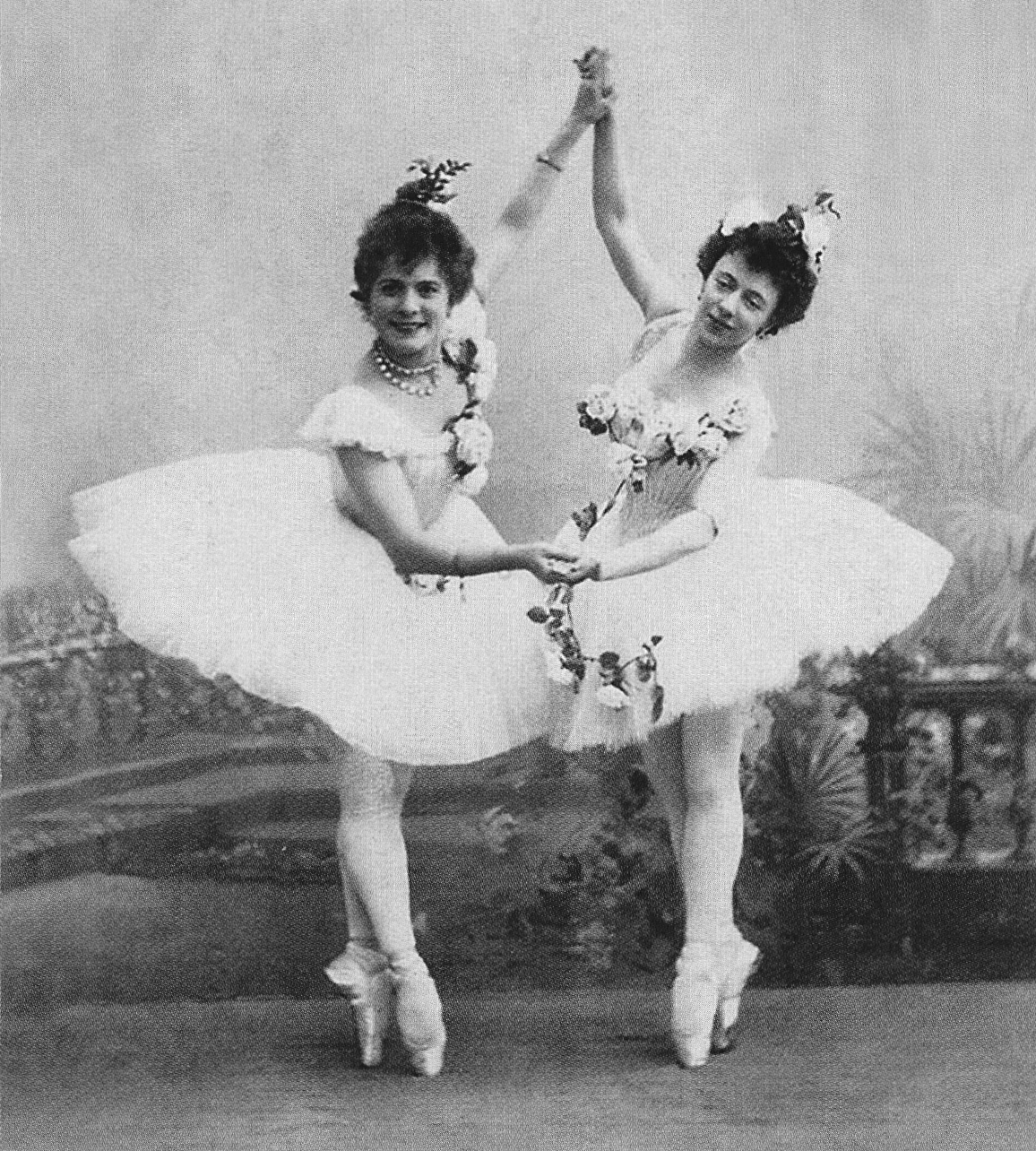 Six Famous Ballets - GISELLE (1841), PAQUITA (1846), COPPÉLIA (1870 ...