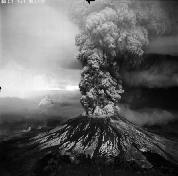 History and reportage of the amazing natural event of May 18, 1980: the ...